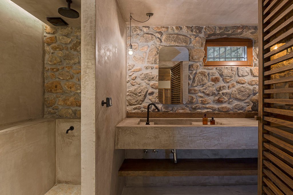 Residence in Parnassus; Tsolakis Architects; George Tsolakis, Foteini ...