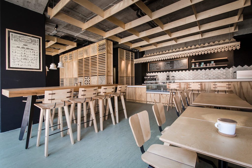 MOONY Coffee Room; Corvin Cristian Studio; Corvin Cristian, Serban ...