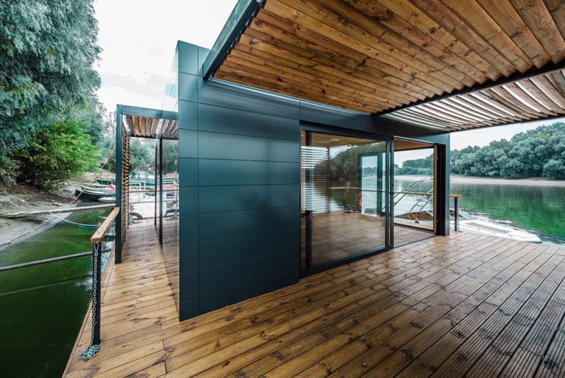 DOC – Temporary Floating House by Lime Studio; Romania – BIG SEE
