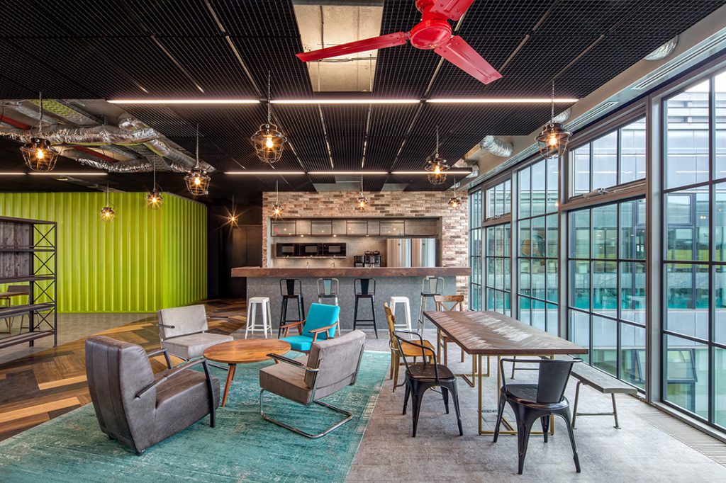 BroadCom Inc. HQ, Prague by Kaplan Architekti & Horalík Ateliér; Czech ...