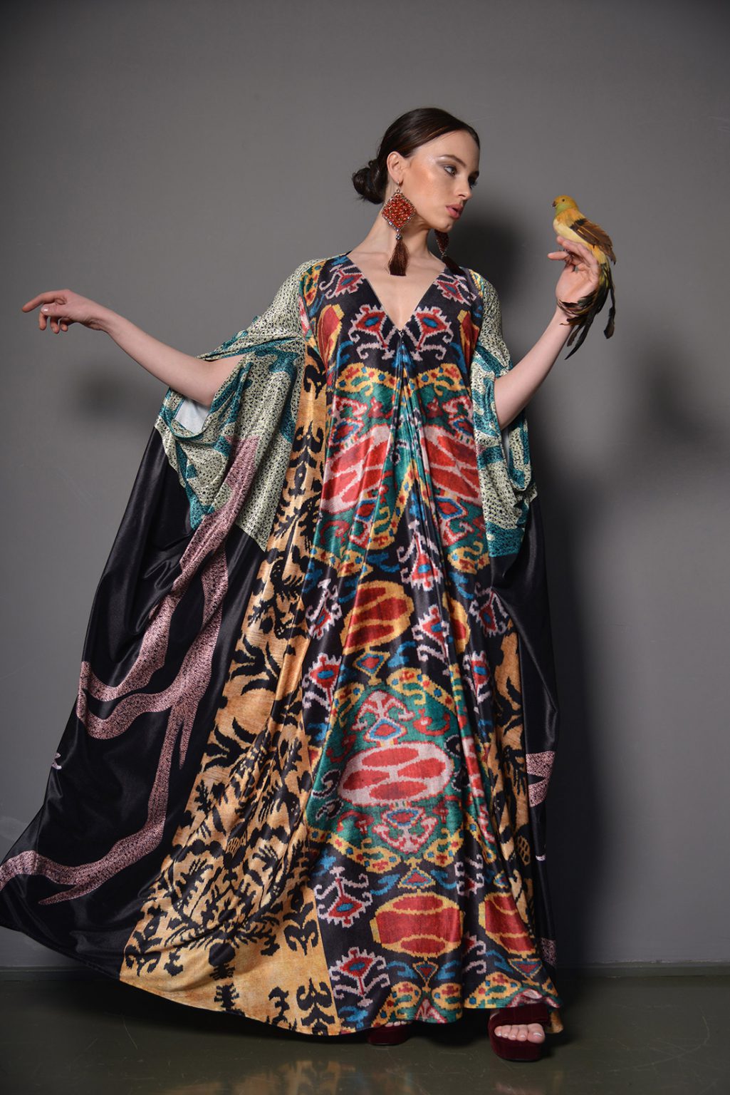 AFRODITI HERA – BIG SEE Make Sense