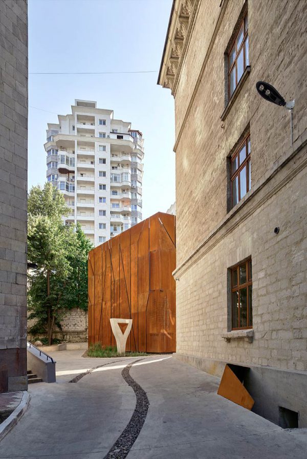 ARTCOR – Center for Creative Industries of Moldova, Chisinau – BIG SEE Make Sense