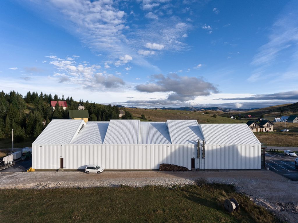 Aroma supermarket – commercial building, Žabljak – BIG SEE Make Sense