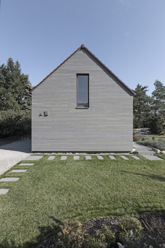 Family House in Protected Landscape Area Český Kras – BIG SEE