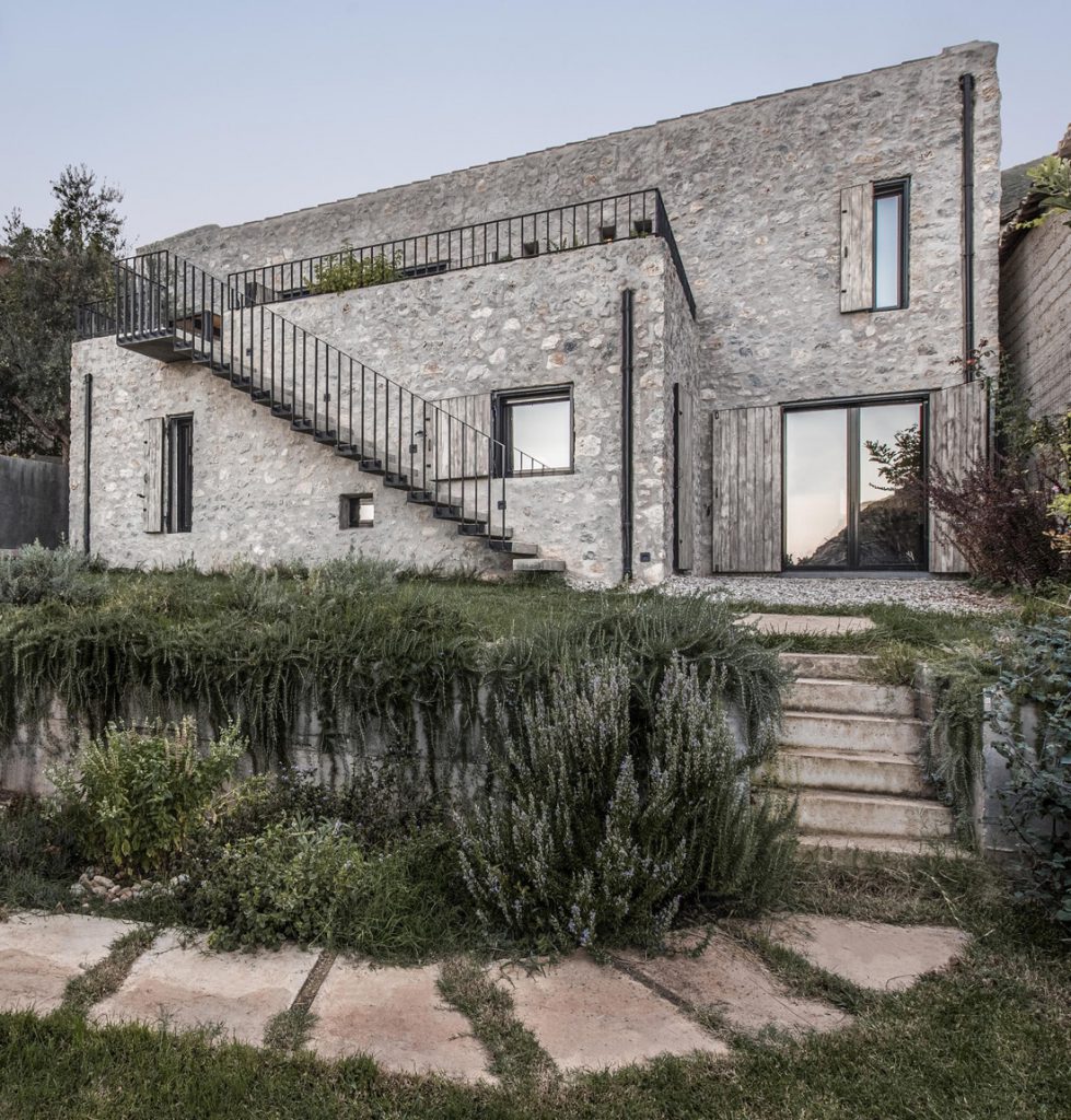 Peloponnese Olive Tree Stone House, Kalamias Ahaias – BIG SEE Make Sense