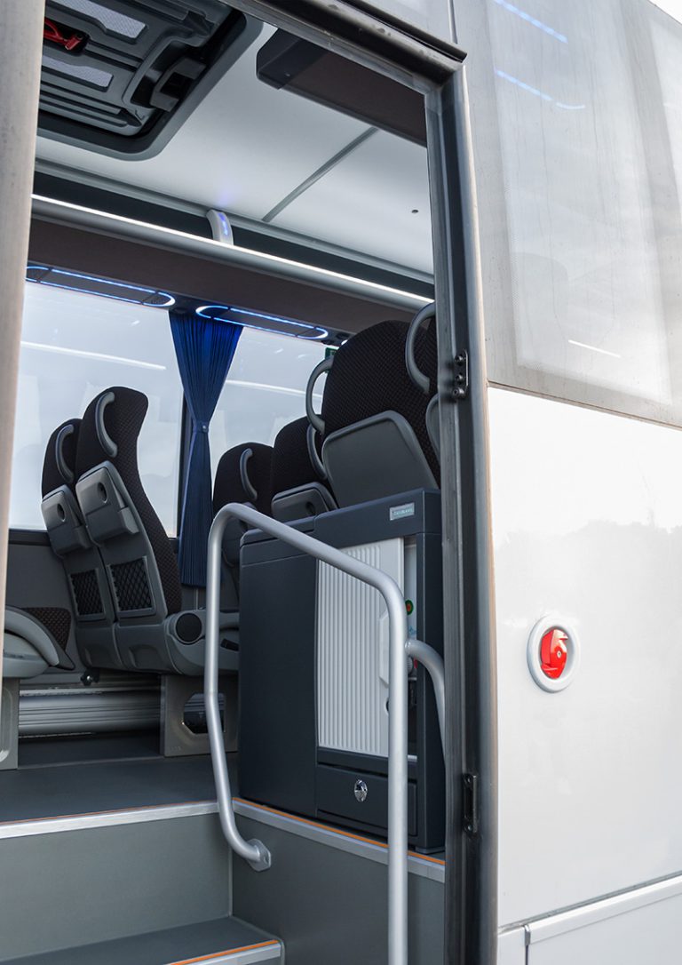 Grand Toro – BIG SEE Make Sense