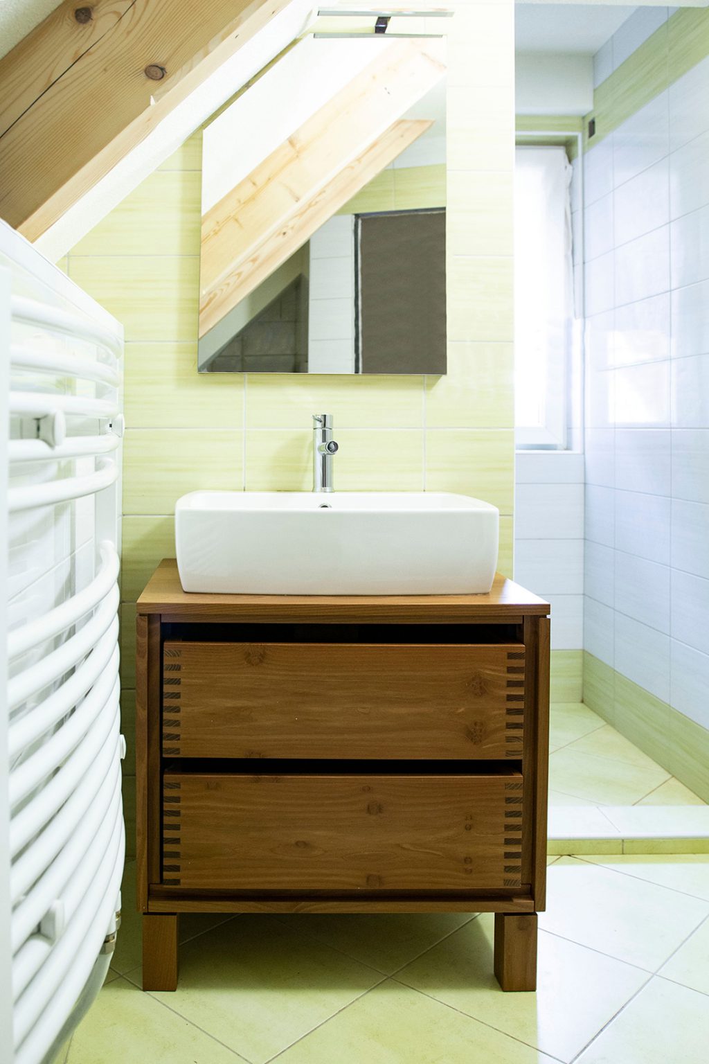 Bathroom wash-stand – BIG SEE Make Sense