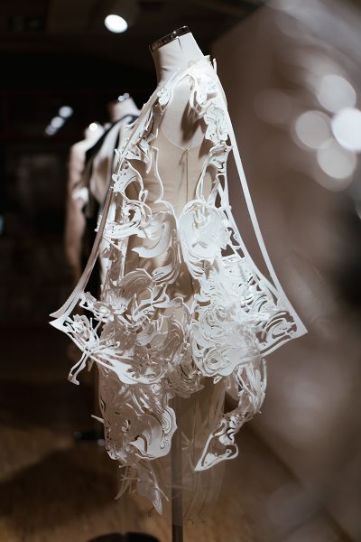 Matic Veler / Matic Veler / Divided between two worlds – BIG SEE Make Sense