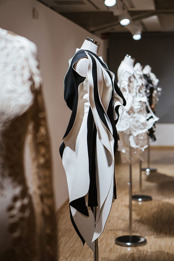 Matic Veler / Matic Veler / Divided between two worlds – BIG SEE Make Sense