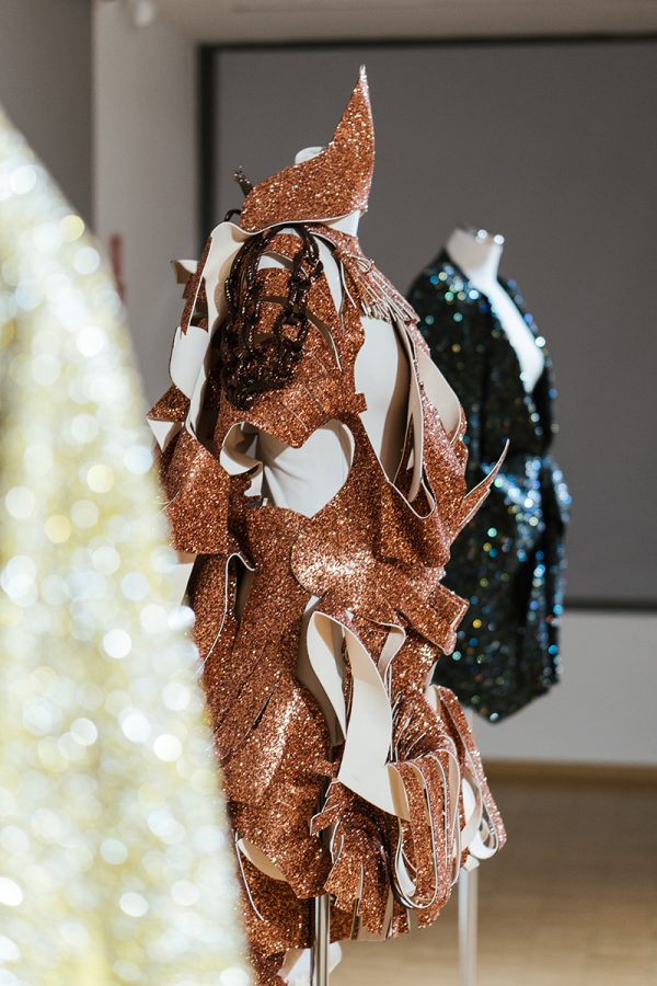 Matic Veler / Matic Veler / Divided between two worlds – BIG SEE Make Sense