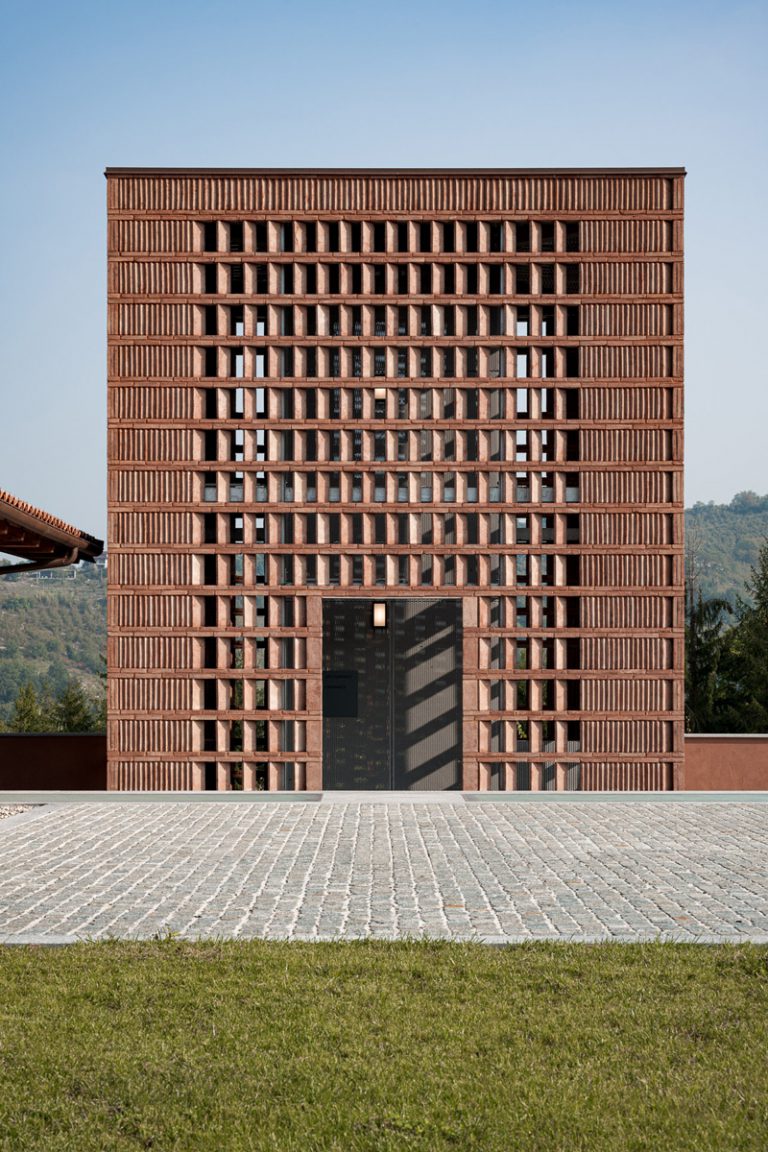 Casa di Langa, Cerretto Langhe – BIG SEE Make Sense