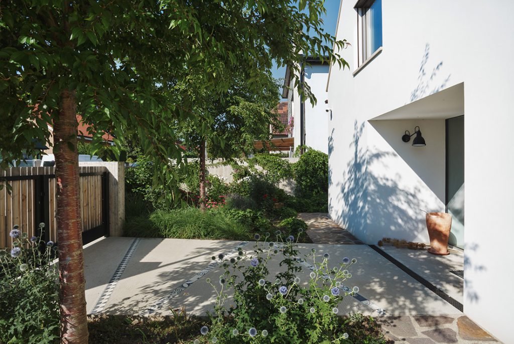 House Suchdol, Prague – BIG SEE