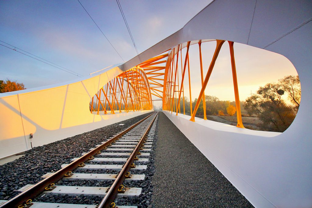 Oscar Bridge – BIG SEE Make Sense