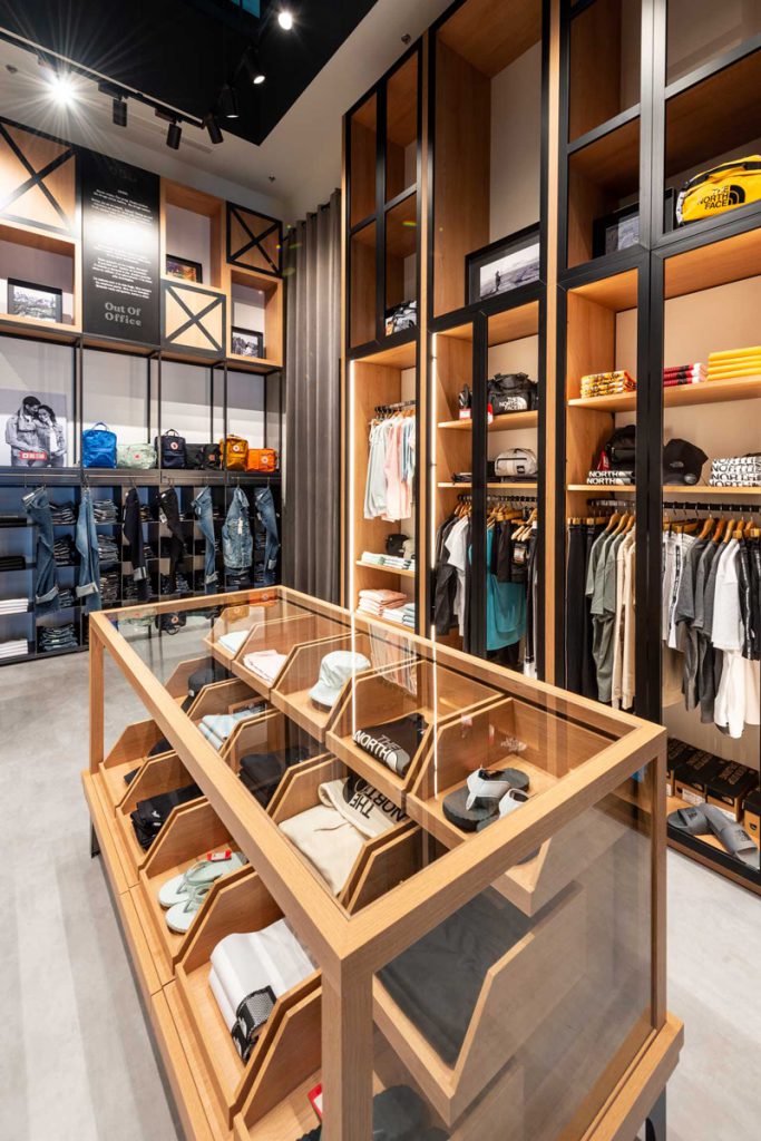 OOO Clothing store in Koper – BIG SEE Make Sense