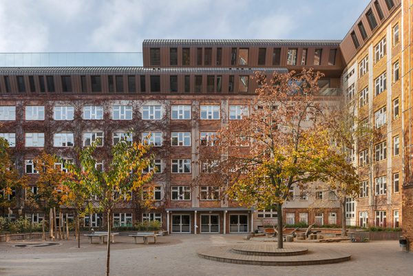 Berlin Metropolitan School – BIG SEE
