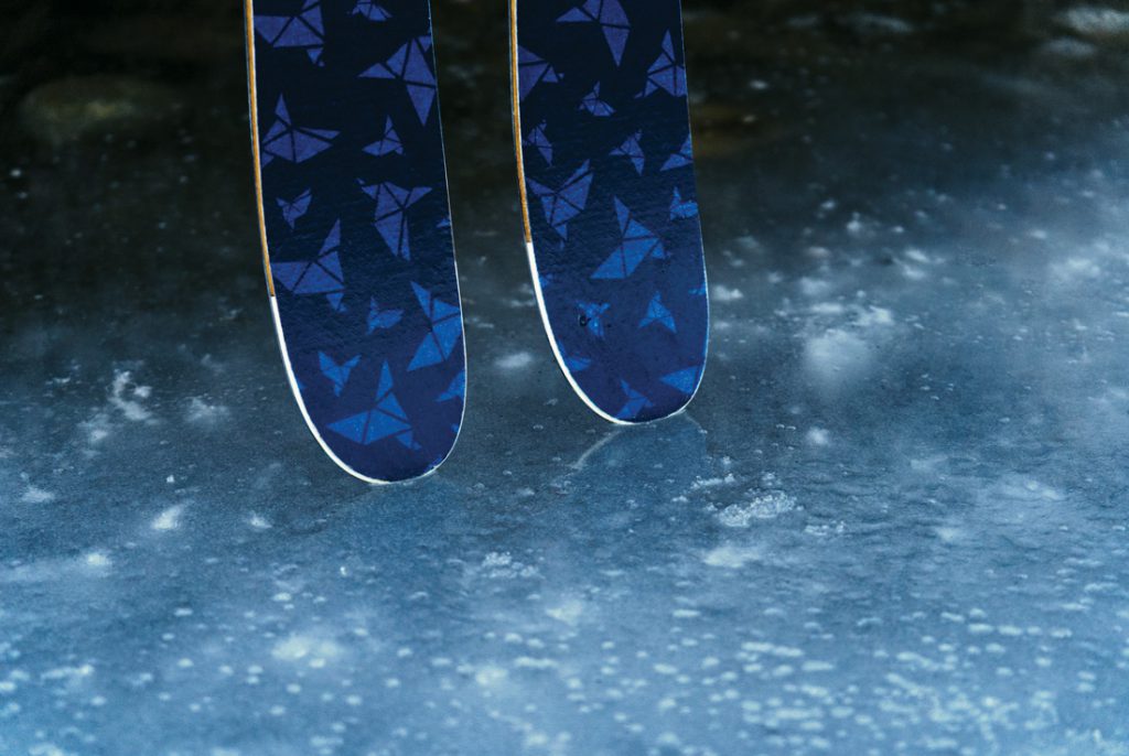 A collection of sports products with an original indigo-dyed flax ...