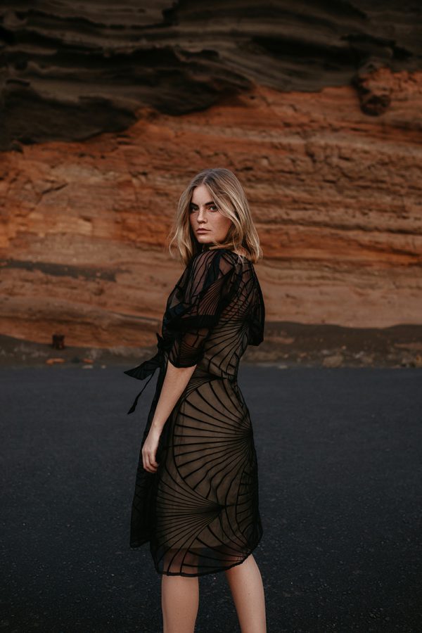 Ivana Tomić / IVANA ‘ TOMIC / GEOCOSM – BIG SEE