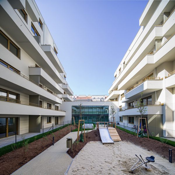 KAI – Residential Building Handelskai, Vienna – BIG SEE Make Sense