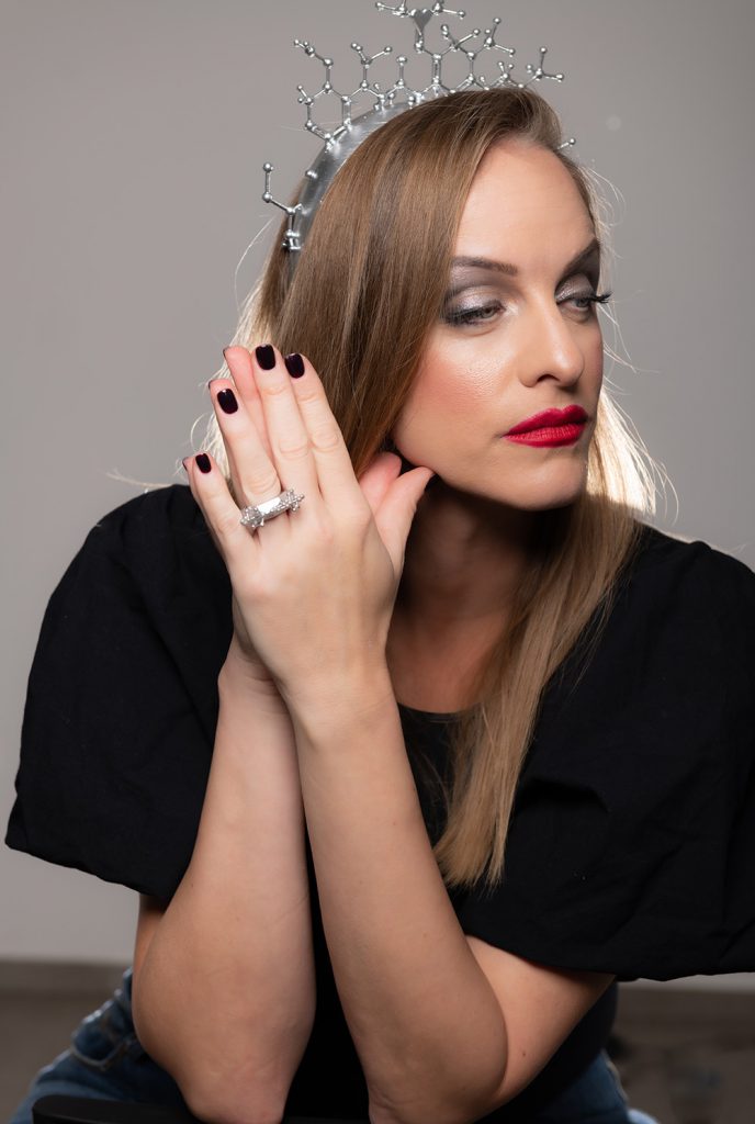 Queen’s Eccentric Mind – BIG SEE