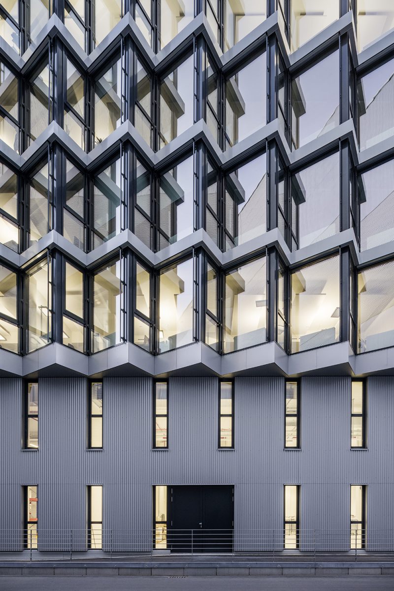 Infineon Villach – BIG SEE Make Sense