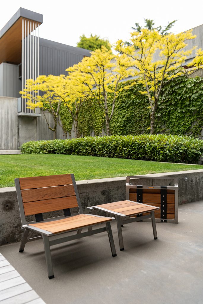 Decker Folding Yacht Chair – BIG SEE Make Sense