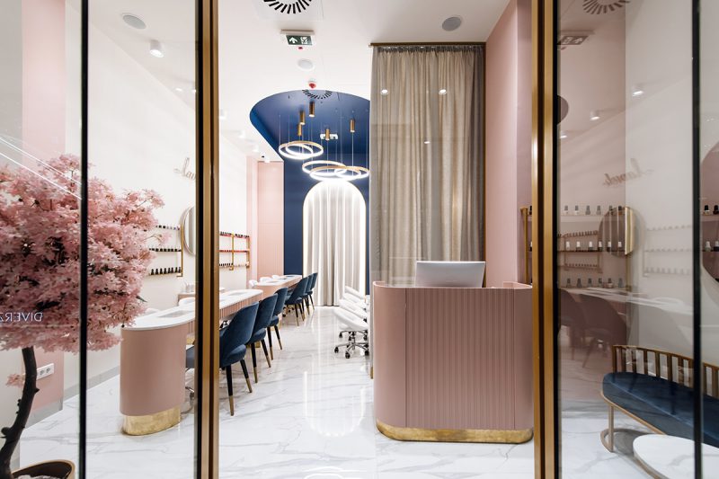 Lavish Nail Lounge – BIG SEE Make Sense