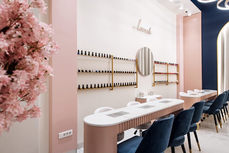 Lavish Nail Lounge – BIG SEE Make Sense