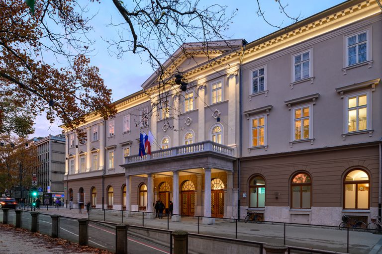 The Kazina Palace – BIG SEE Make Sense