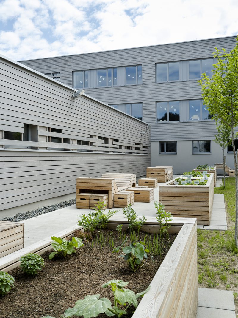 An Educational Factory – BIG SEE Make Sense