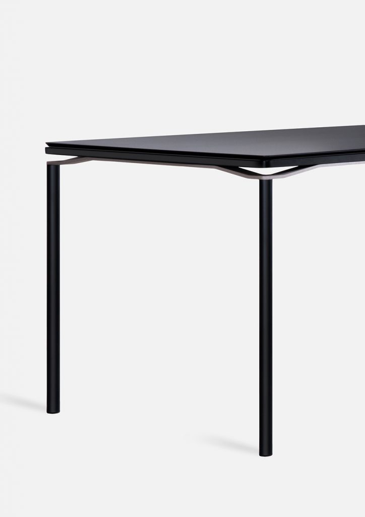 Dining table WAVE – BIG SEE Make Sense