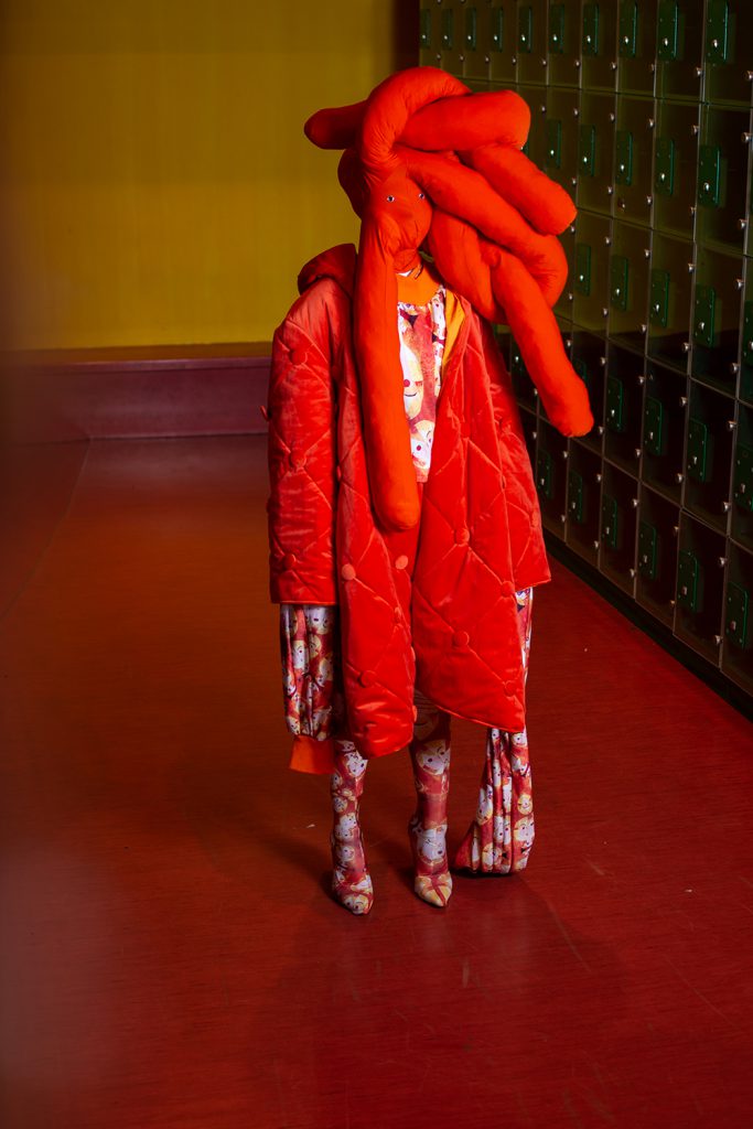 Actor’s Mask – BIG SEE Make Sense