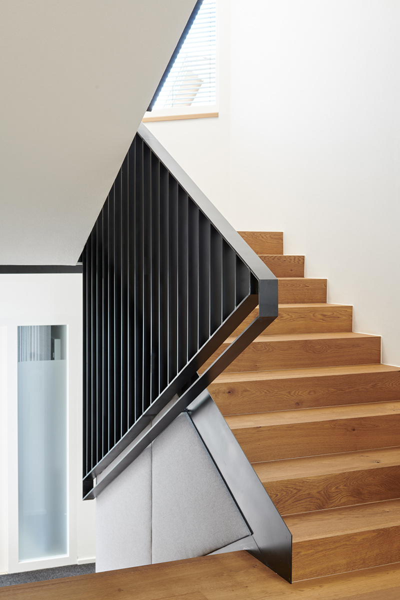 Communication – BIG SEE Make Sense