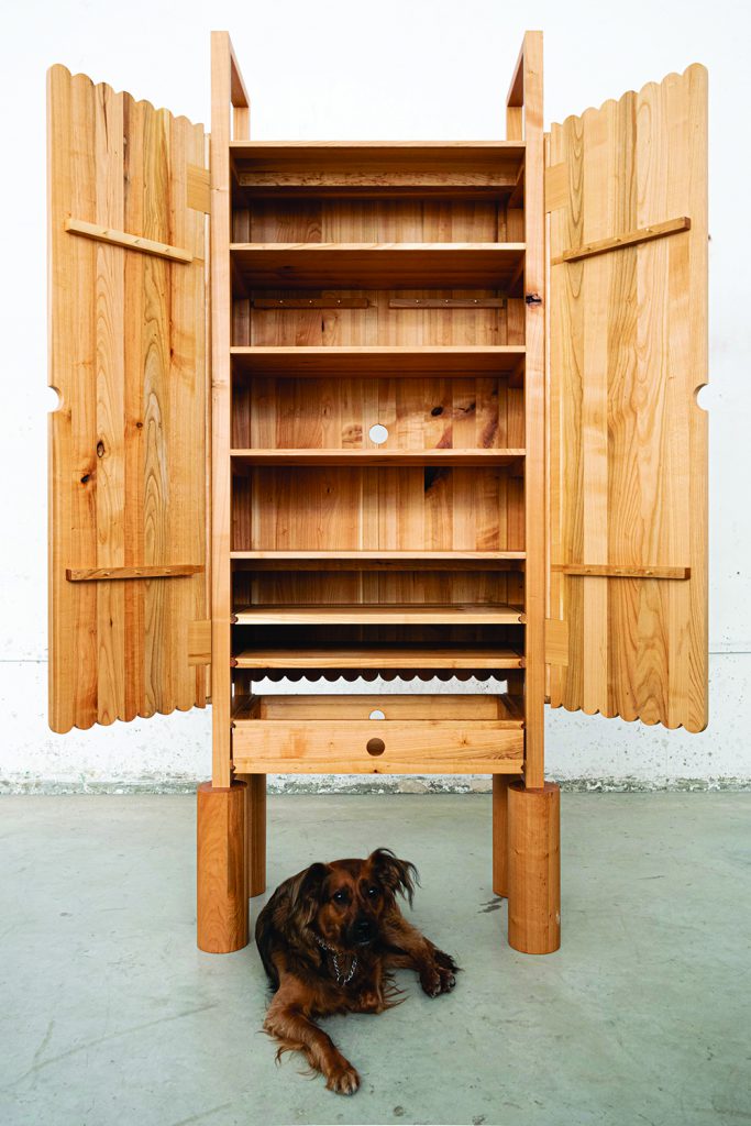 WINGED CABINET – BIG SEE Make Sense