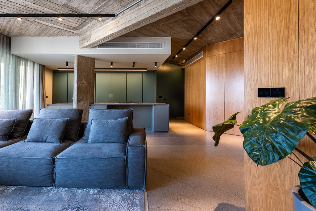 The 45° Apartment Renovation – BIG SEE