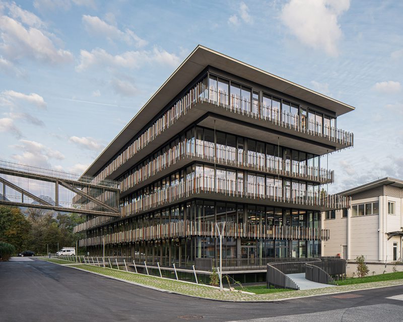 “AM INN” Office Building – BIG SEE