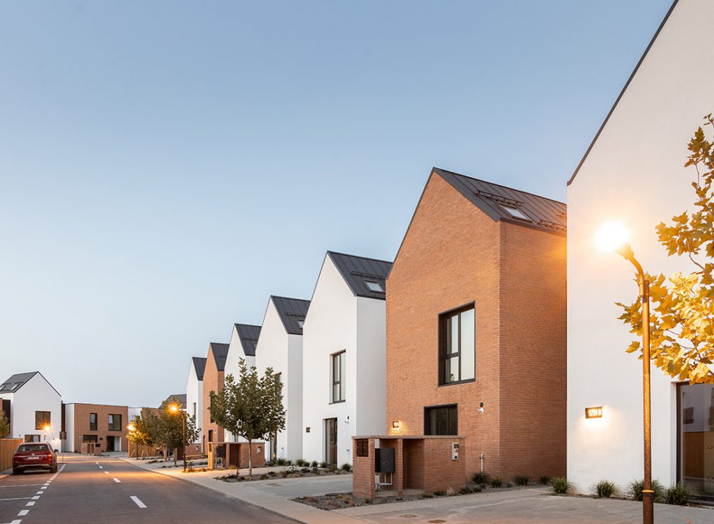 Colina Lac Residence – BIG SEE Make Sense