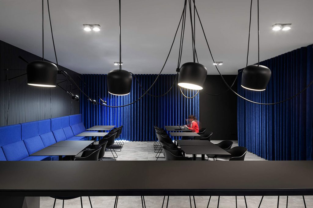 DOMKO Showroom – a Flexible Space – BIG SEE Make Sense