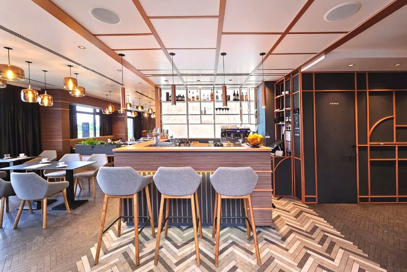 Restaurant & Bar “Patron” – BIG SEE Make Sense