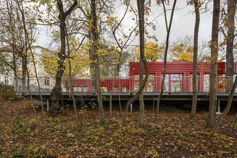 The new container building of the German School of Budapest – BIG SEE ...