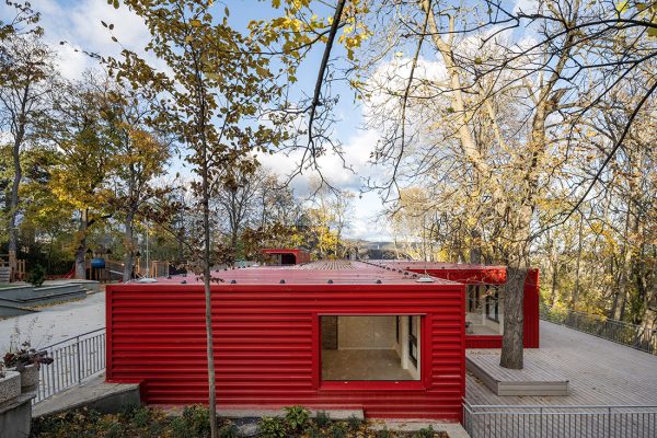The new container building of the German School of Budapest – BIG SEE ...