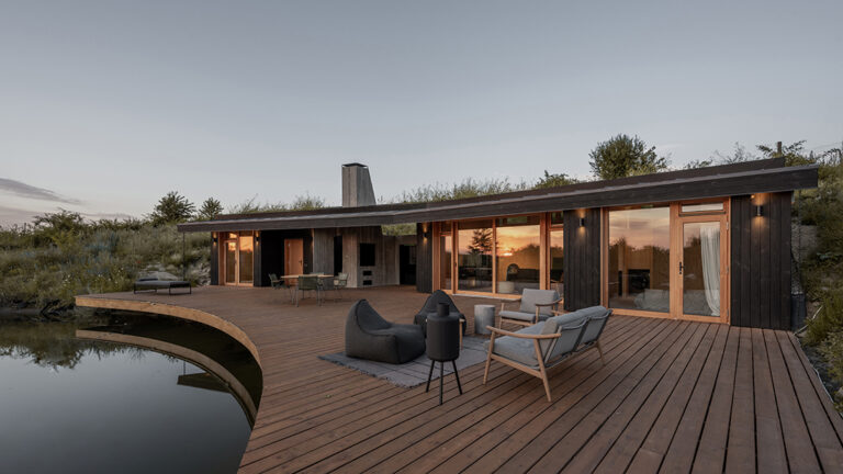 Clt House – BIG SEE