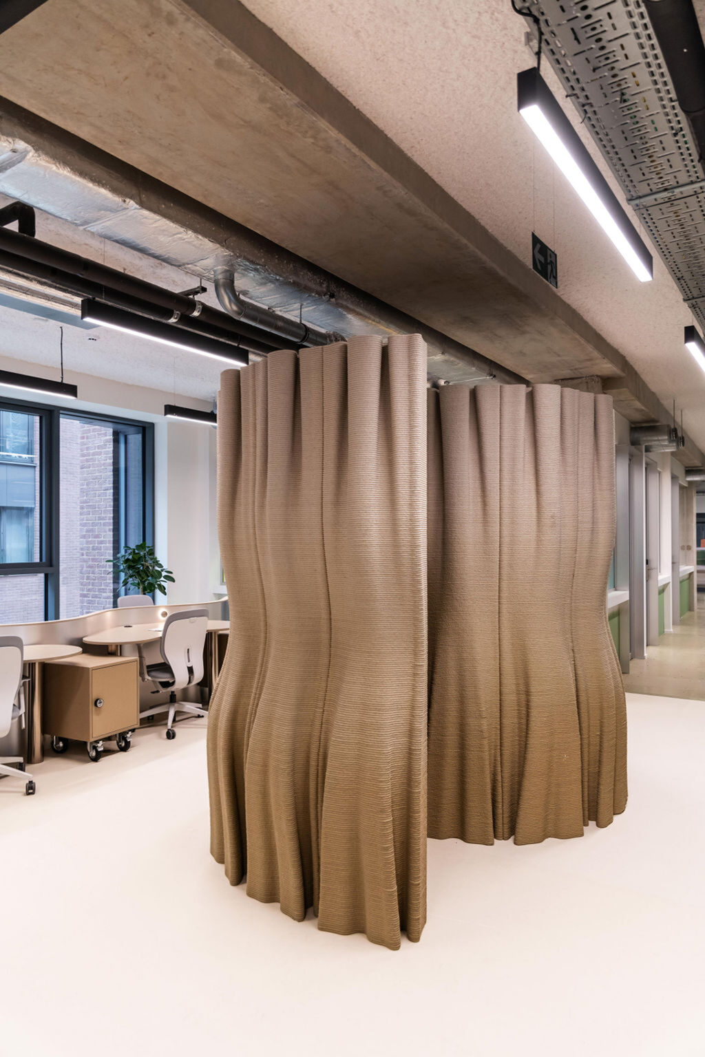 Biomimicry Phone Booth – BIG SEE Make Sense